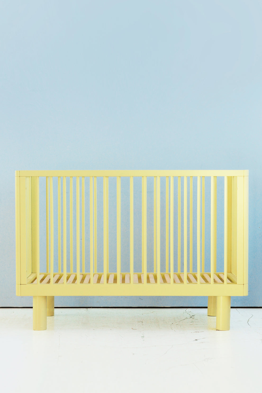 Nox cot in yellow – KARL & FRIC